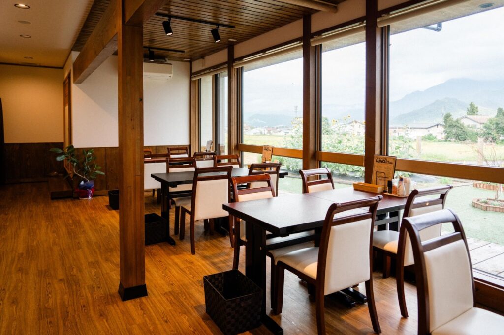 和食と洋食がどちらも楽しめる『和伊`s dining kitchen 向日葵（ひまわり）』のランチメニュー全部見せます！ - MUSUBI-BA南魚沼市事業創発拠点六日町駅中コワーキング